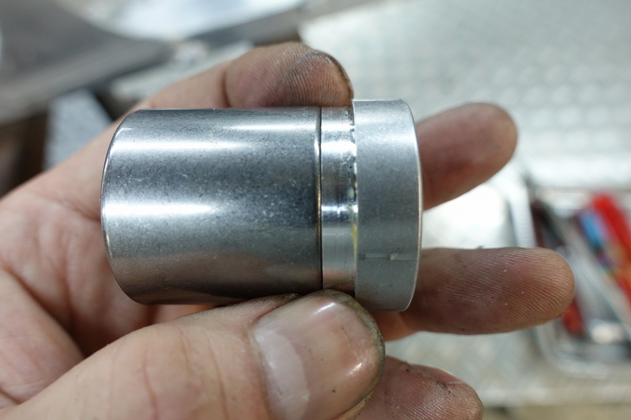 毎朝8時【Thoughts】バイク。ベアリング圧入。脱ボックスでより確実な圧入作業が可能に(*´ω`*) | decoboco