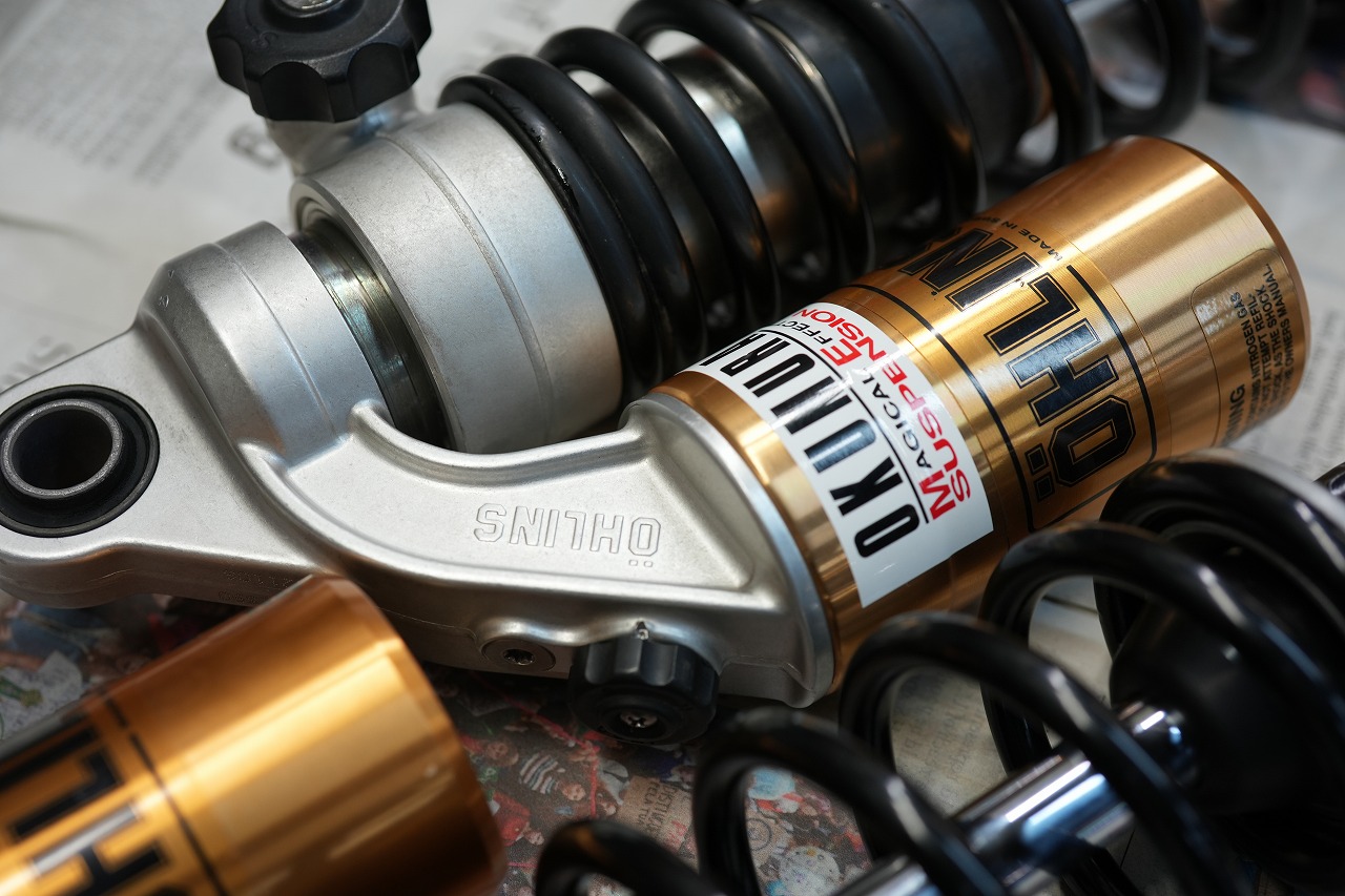 GSX1200S イナズマ1200油冷カタナ フォークOH BITOクロモリアクスル加工 リアサスOH など | decoboco