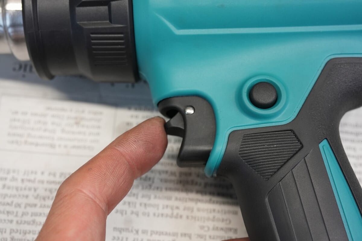 【使ってみた】まさかの？神アイテム？マキタ 18V 充電式ヒートガン HG181DZK【Thoughts】バイク。 | decoboco