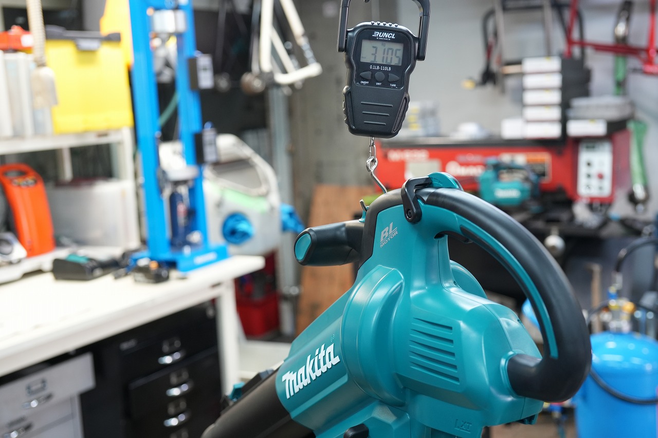 マキタ史上一番感動した。充電式ブロワ集じん機MUB187D 半端ない実力。すぐに買った方が良いレベル。【Thoughts】バイク。 | decoboco