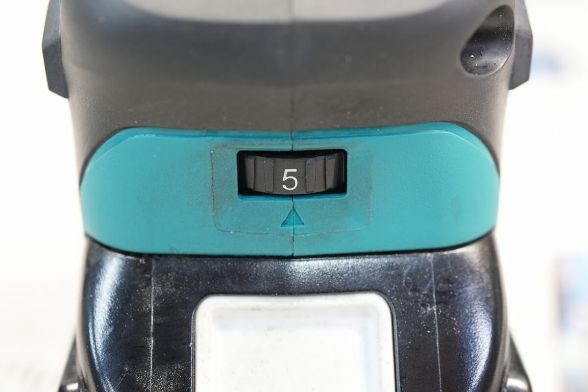 回転速度調整・手元でON/OFFが快適「マキタGA418D」ディスクグラインダーが革新的に良い。 | decoboco