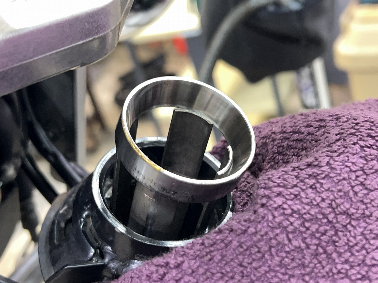 ZEPHYR400/550 ゼファー550/400 ステムベアリング交換「軽快な」ハンドリングに(*´ω`*) | decoboco