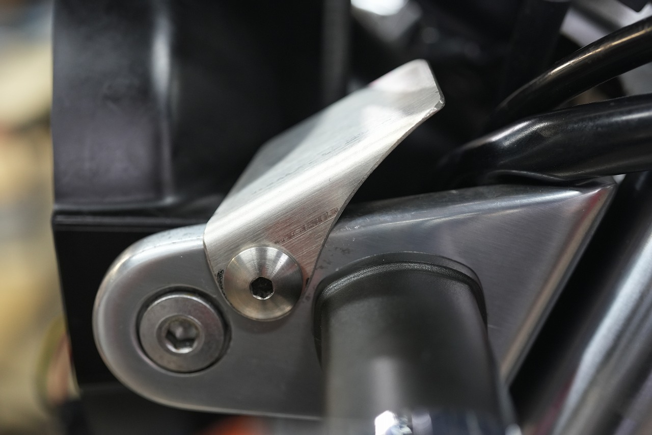 ZEPHYR400/550 ゼファー550/400 ミツバサンコーワETC D-UNIT(WR)取付 | decoboco