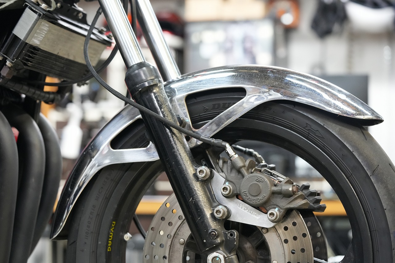 爆騰のZ750FX-1 車検 ブレーキホース製作 エンジンマウントボルト交換など | decoboco