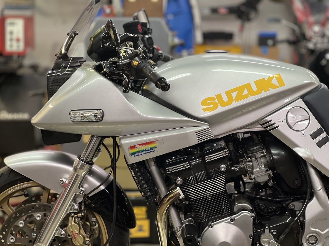 ヨシムラカムで「本性を引き出せ」GSX1200Sイナズマ1200カタナ 車検・カム交換・グリップヒーターなど | decoboco