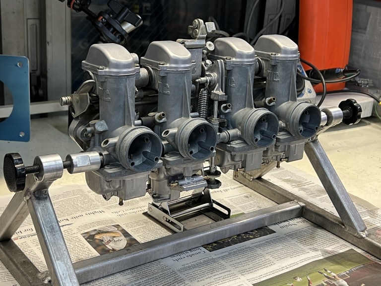 Z1000MK2 長期冬眠から動かしフルノーマルに戻す？ソフトレストア ブレーキキャリパー・マスターOH | decoboco