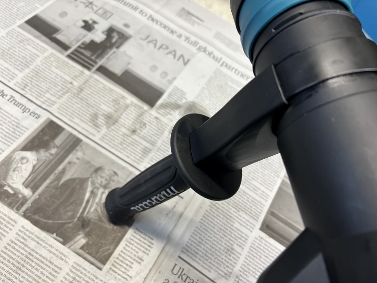 マキタファン必見？電動ハンマーHM001G「抜けないピボットシャフト」完全攻略する！ | decoboco